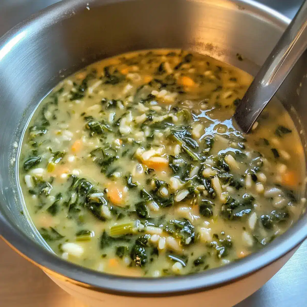 Irresistible Spinach Soup: The Ultimate Comfort Food